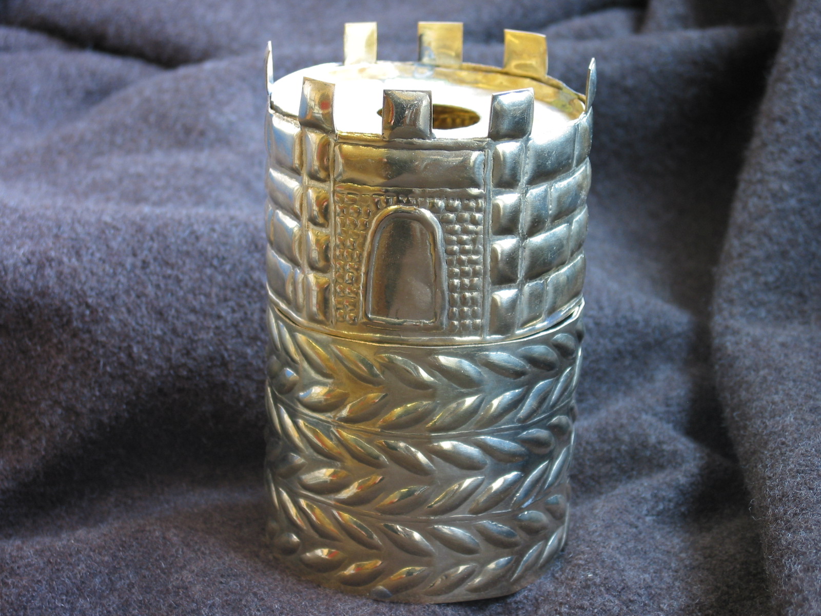 The Roman Hideout - Reviews - Deepeeka Praetorian Signa