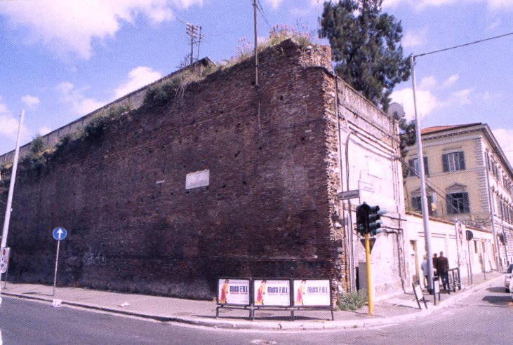 The Roman Hideout - Articles - Il Castra Praetoria